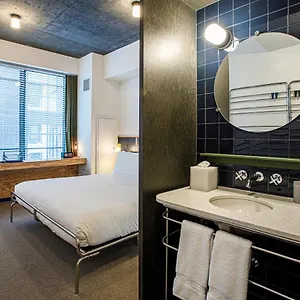 The Emily Hotel Chicago: What To Expect From 4 star Hotel With ...