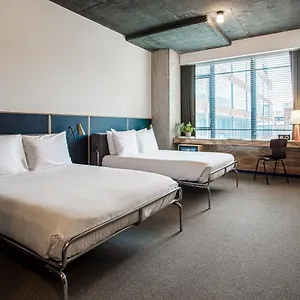The Emily Hotel Chicago: What To Expect From 4 star Hotel With ...