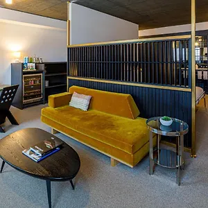 The Emily Hotel Chicago: What To Expect From 4 star Hotel With ...