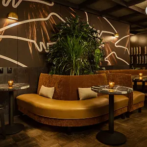 The Emily Hotel Chicago: What To Expect From 4 star Hotel With ...